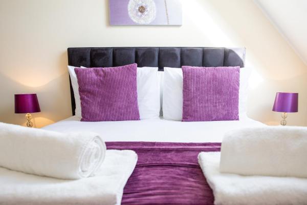 Velvet 2-bedroom Apartment, Clockhouse, Hoddesdon - Hertfordshire