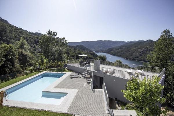 Apartment With Swimming Pool In Vieira Do Minho - Portugal