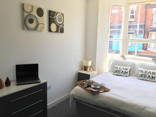 Crewe Rooms @ 97 Edleston Road - England