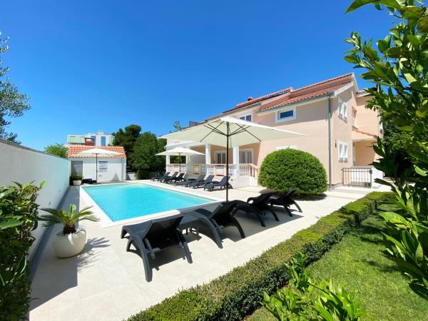 Apartments Saric - Biograd na Moru