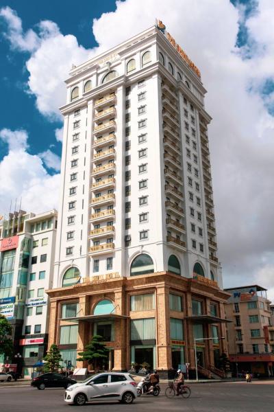 The Shine Hotel - Haiphong