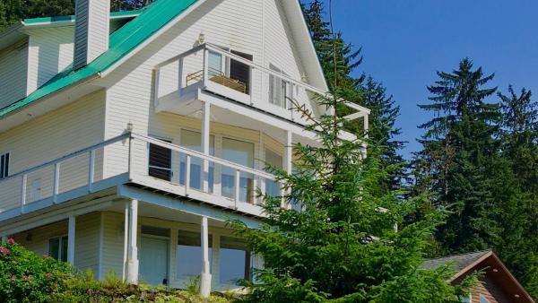 Kelli Creek Cottage With A View - 10% Off On Tours - Juneau, AK