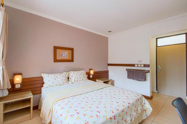 Applewood B&b - Indonesia