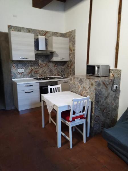 Casa Dante - Italy