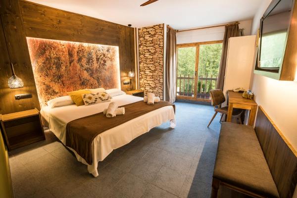 Hotel Restaurant Les Brases - Rialp