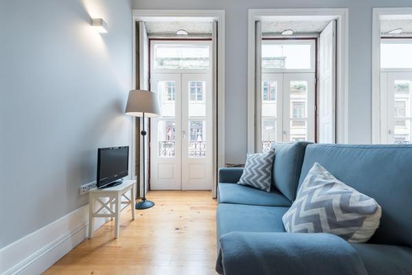 Lovelystay - Porto Windows With Ac By Central Station - Porto