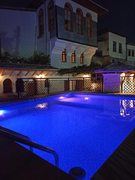 Boutique Hotel Praga - Gjirokaster