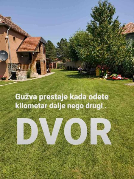 Dvor - Serbie