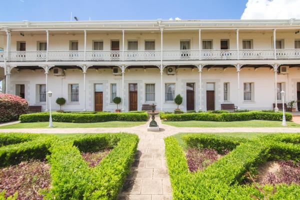 Denison Boutique Hotel - Rockhampton