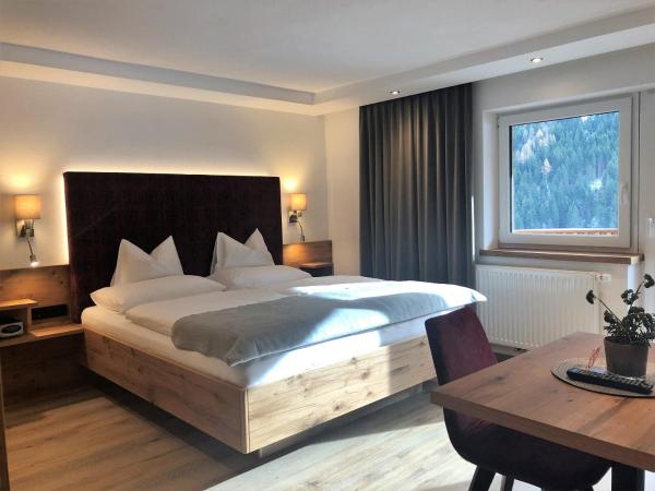 Hotel Garni Central - Zimmer - Studios - Apartments - Samnaun