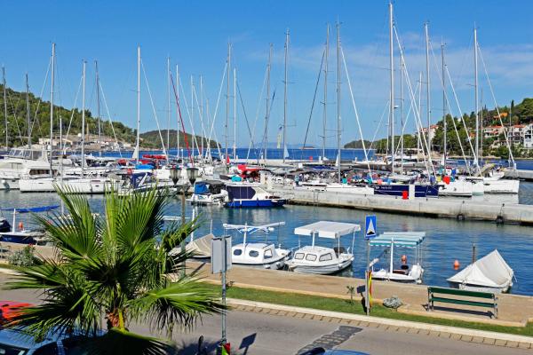 Luxory D-rooms - Vela Luka