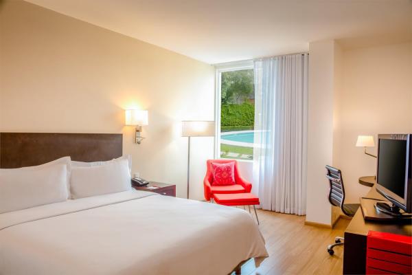 Fiesta Inn Express Perinorte - Cuautitlán Izcalli