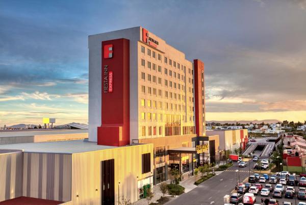 Fiesta Inn Express Puebla Explanada - San Pedro Cholula