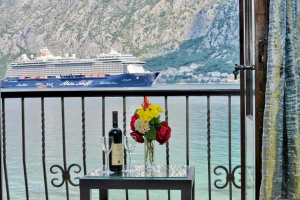 Apartments Saxo - Kotor