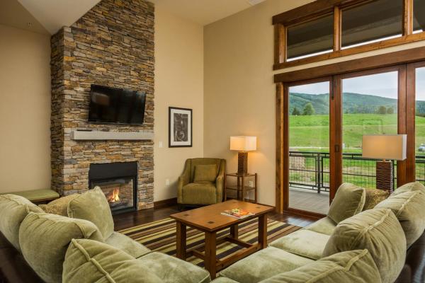 Trailhead Lodge 4100 - Steamboat Springs, CO
