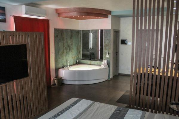 Garda Fantasy Apartment - Jacuzzi - Moniga del Garda