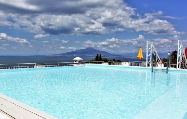 Boutique Hotel Helios - Massa Lubrense