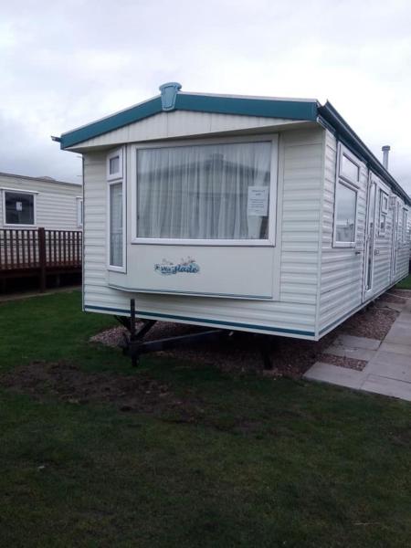 L&g Family Holidays 8 Berth Sealands Familys Only And The Lead Person Must Be Over 30 - Anderby Creek
