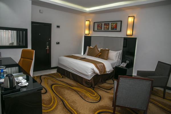 Greenpoint Hotel - Lagos