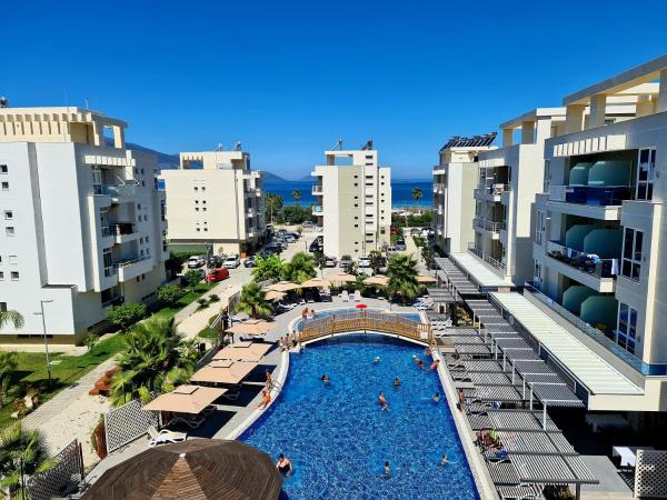 Flori Beach Apartment Radhime - Orikum