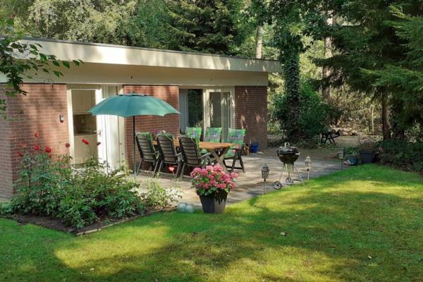 Drentse Bungalow In Natuur En Rust - Hollanda