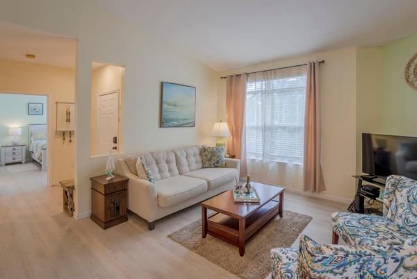 Wfh Away From Home! Free Wi-fi And Parking, 4mi To Clearwater Beach - Clearwater Beach, FL