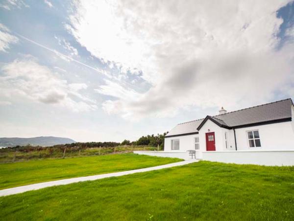 "Barr An Uisce", Achill Sound, Achill, Co.mayo - Achill Island