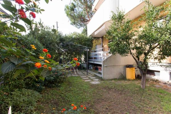 Casa Con Giardino Vicino Al Mare - Massa