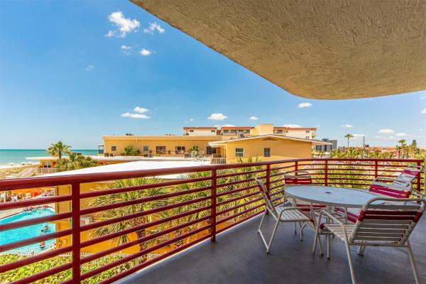 Exquisitely Decorated-beach Views Crimson #205 - Madeira Beach, FL