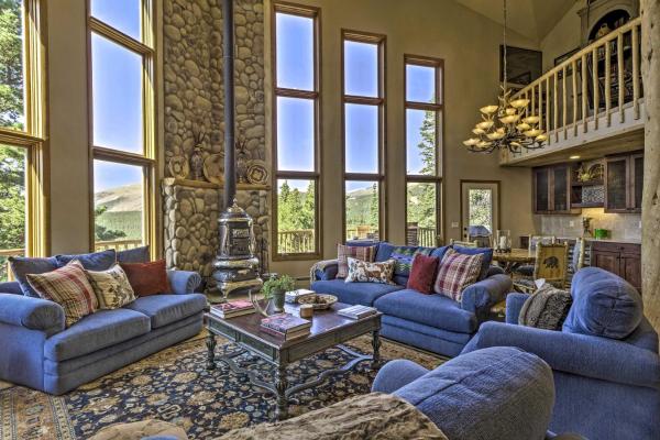 Spacious Fairplay Retreat With Hot Tub And Fire Pit! - Fairplay, CO