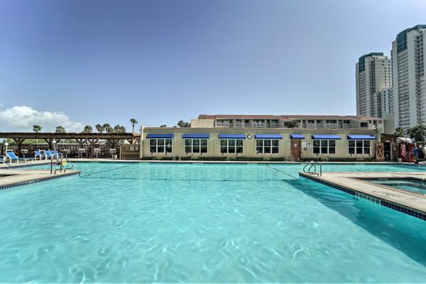 Updated South Padre Island Condo: Walk To Beach! - Port Isabel, TX