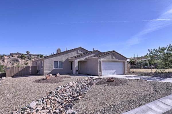 Inviting Retreat With Patio Less Than 1 Mi To Colorado River - Bullhead City, AZ