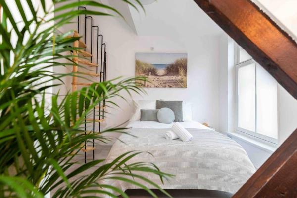 New Scheveningen Beach Central The Hague Family 180d Modern Top Floor Apartment - Rijswijk