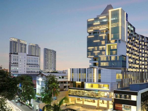 Novotel Jakarta Cikini - Jakarta