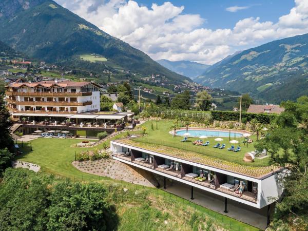 Hotel Traubenheim - Schenna