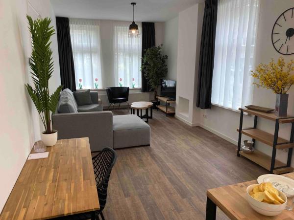 Haagshuisje- Eigen Appartement, Dichtbij Alles, Stijlvol - Delft