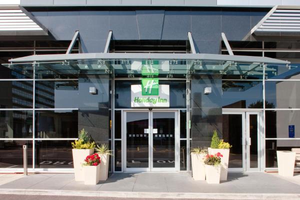 Holiday Inn Stevenage By Ihg - Stevenage