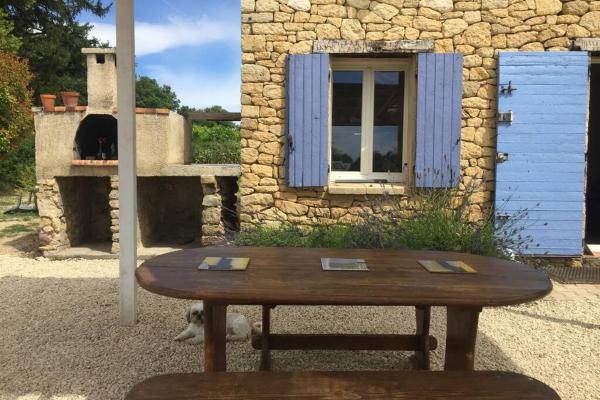 Cabanon De Charme En Plein Coeur Des Vignes - Cucuron
