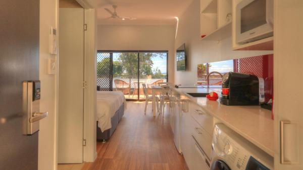 Atherton Apartments - Atherton