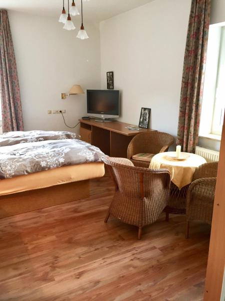 28 Qm Apartments Am Rosengarten - Adorf/Vogtland