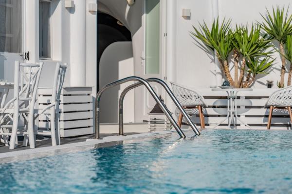 Fira-cave-sleeps 13-parking-pool-pet Friendly - Santorini