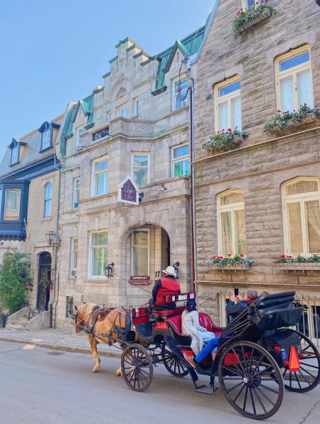 Le Chateau De Pierre - Quebec