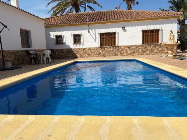 Chalet Con Piscina Privada De 4 Dormitorios Las Herrerias -Cerca De Vera Playa- - Vera