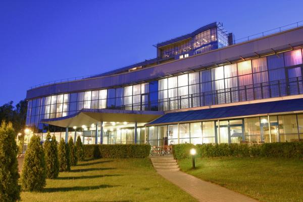 Bellevue Park Hotel Riga With Free Parking - Riga