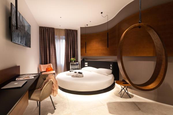 The Corner Duomo Hotel - Milan