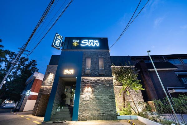 Suwon Sunstar Hotel - South Korea