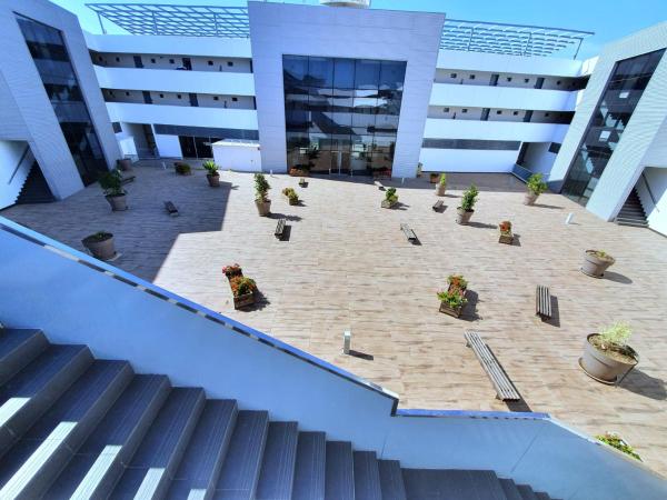 Iberflat Vega De Triana - Apartamentos - Portugal