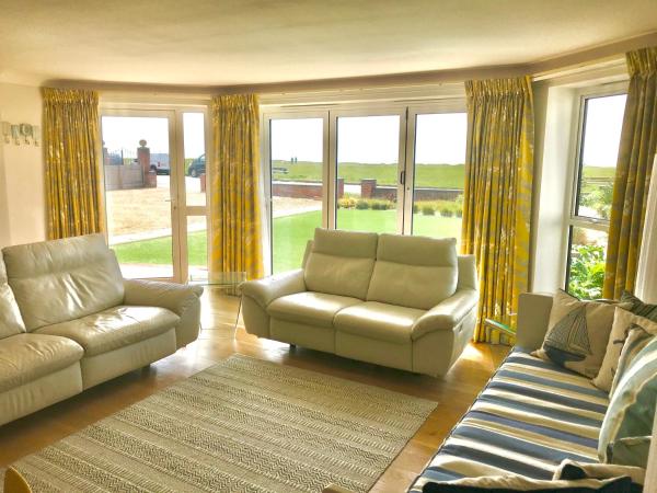 Barton On Sea Self Contained, Stunning Sea Views - New Milton