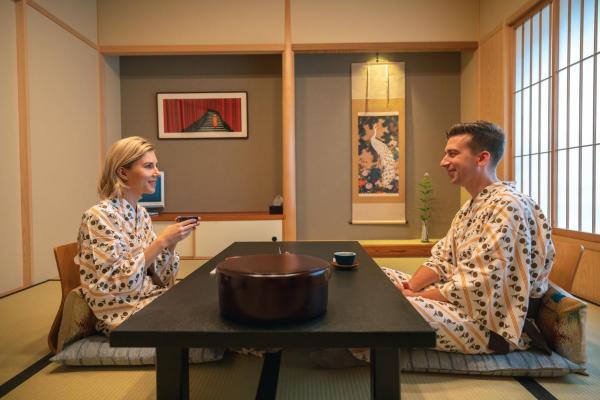 Nishiyama Ryokan - Established In 1953 - 교토시