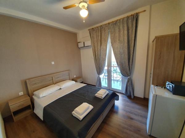 Athens Center Rooms